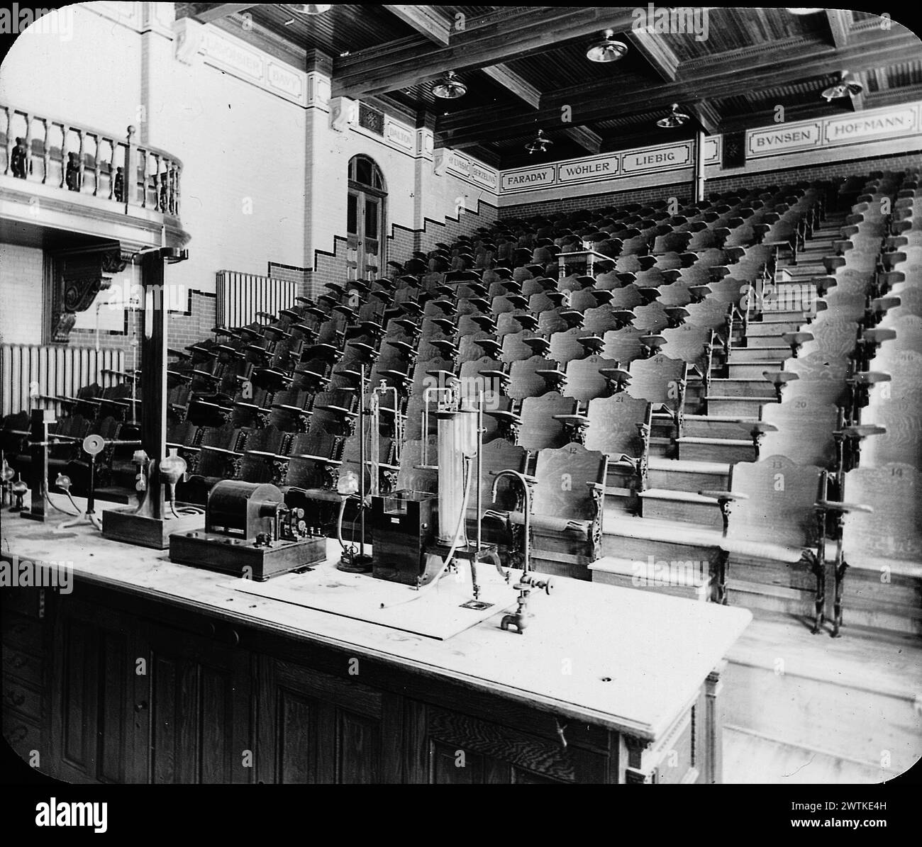 Transparency - Chemistry Lecture Theatre, McGill University, Montreal ...