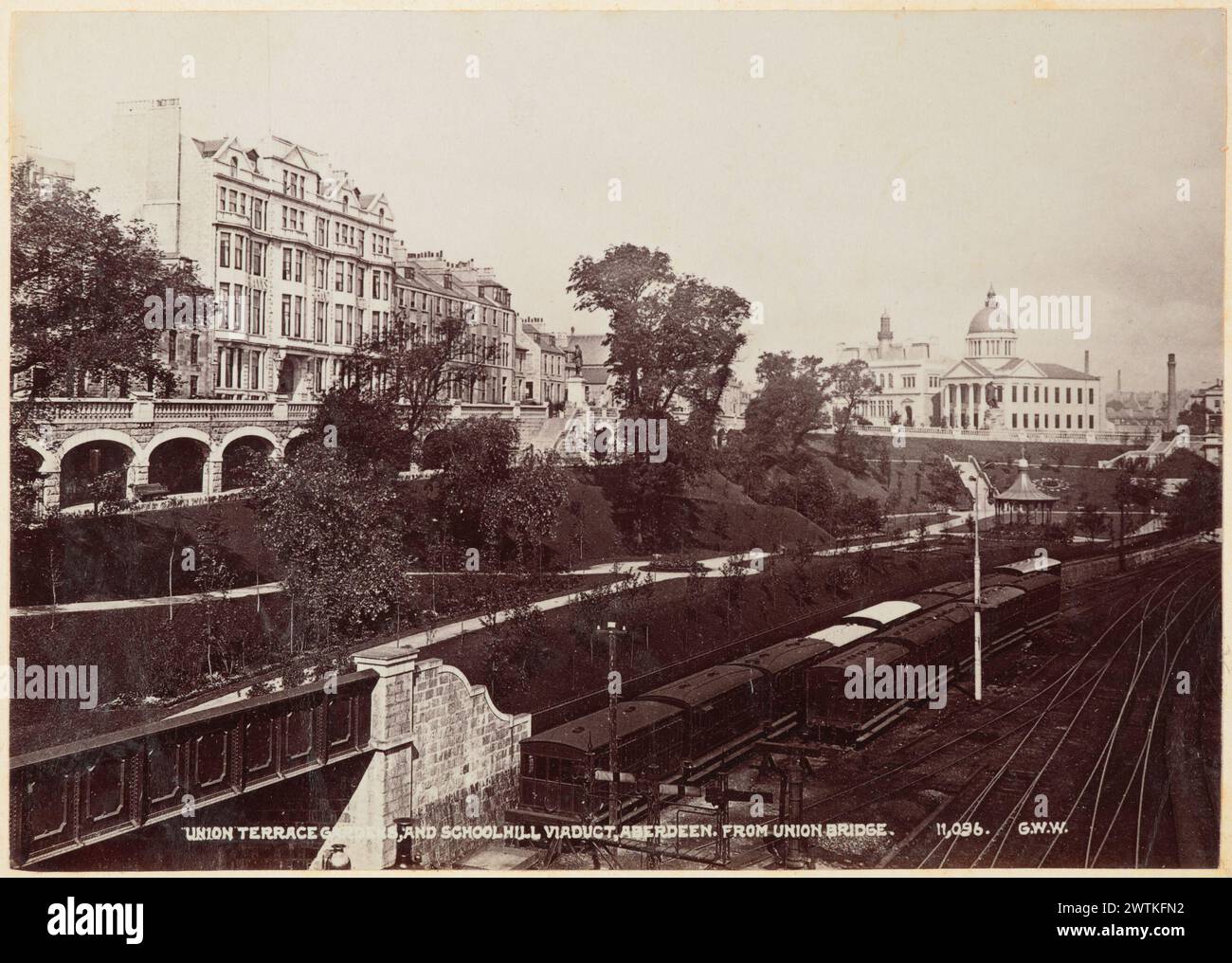 Union Terrace Gardens and School Hill Viaduct, Aberdeen from Union ...