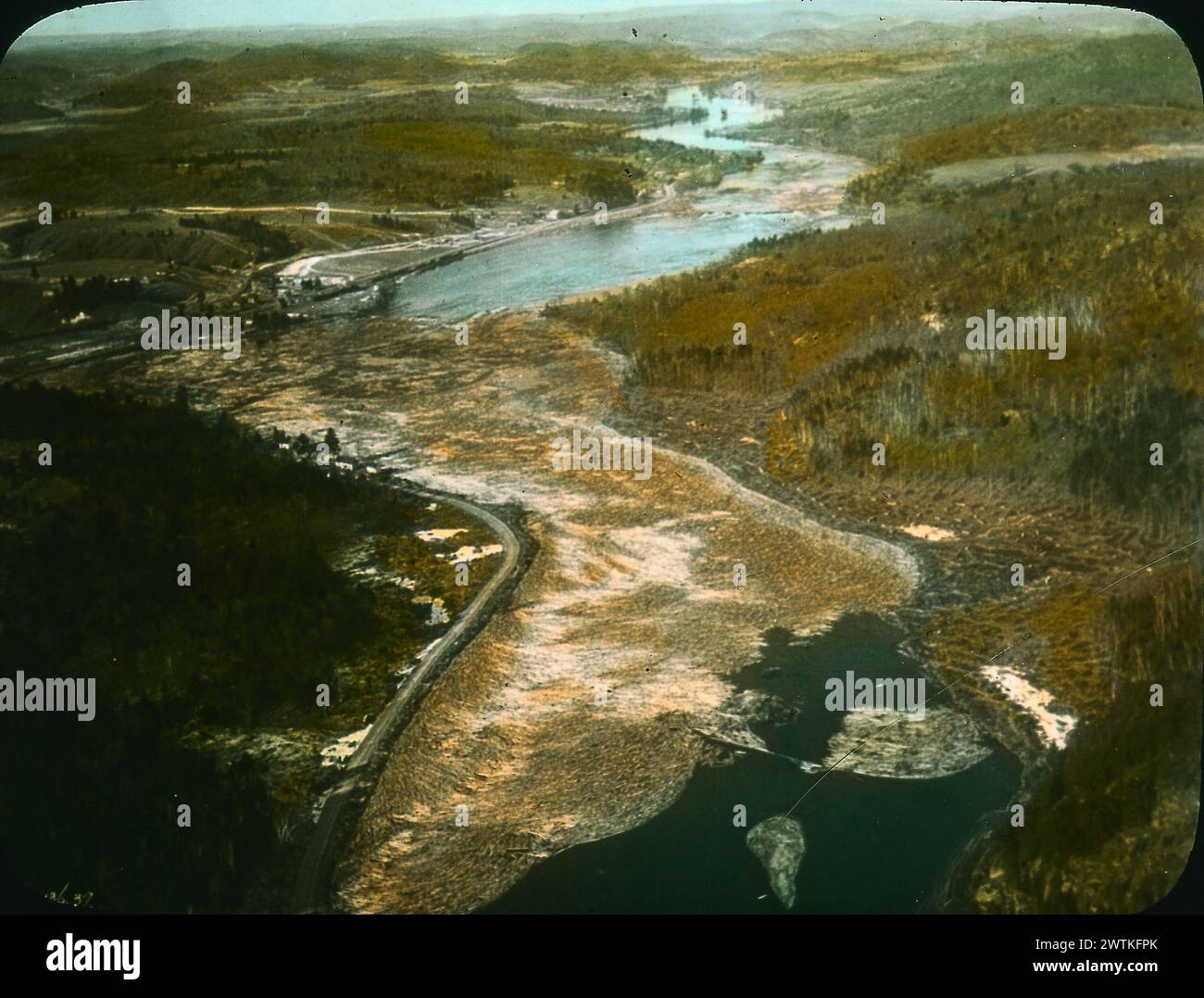 Log jam on river hi-res stock photography and images - Alamy