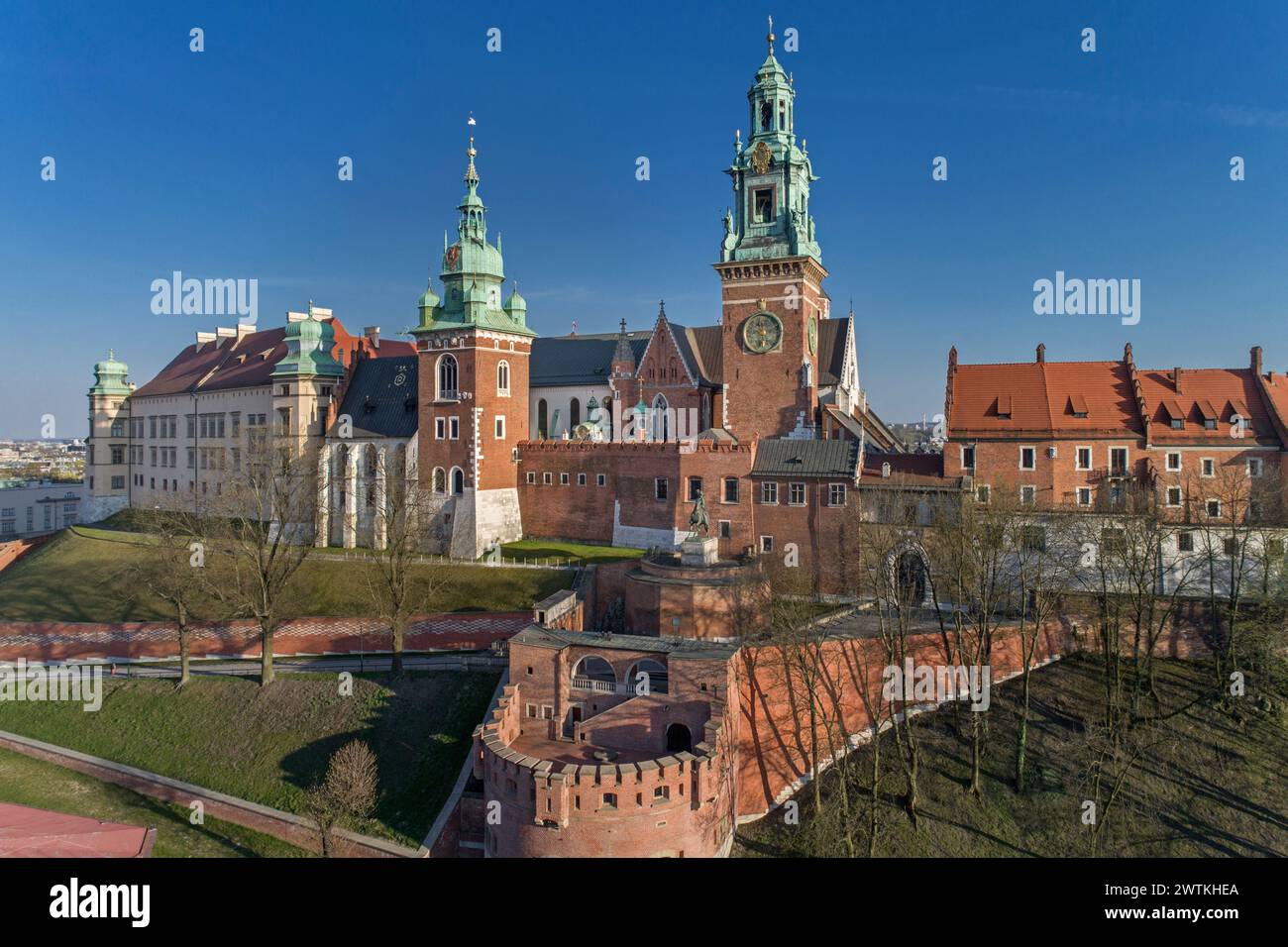 Wawel Cathedral, The Wawel Royal Castle Stock Photo - Alamy