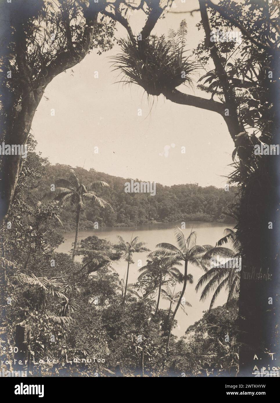 Lake lanoto’o hi-res stock photography and images - Alamy