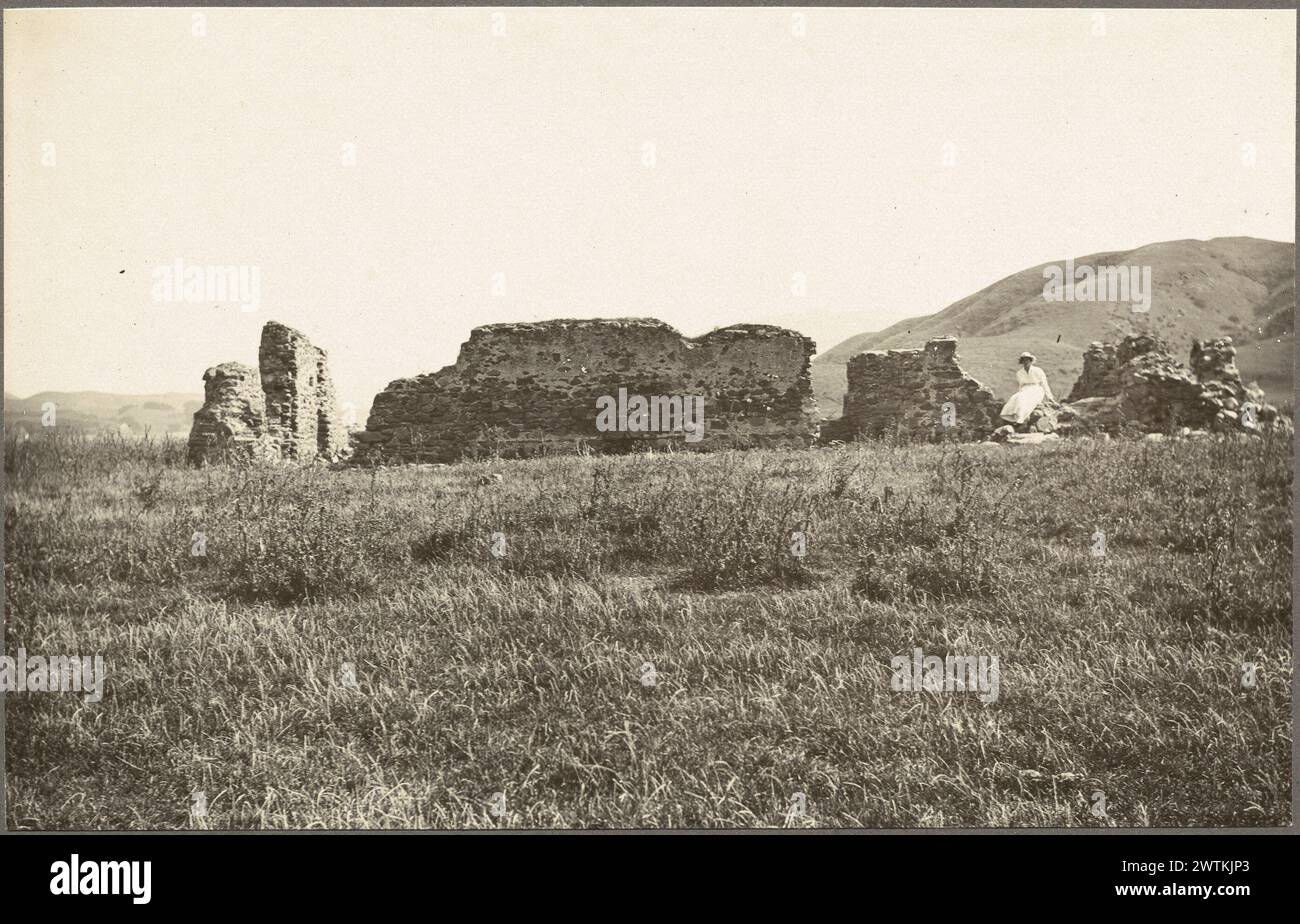 "The ruined fort": 'Visit to the relic of the Maori Wars at Paremata ...