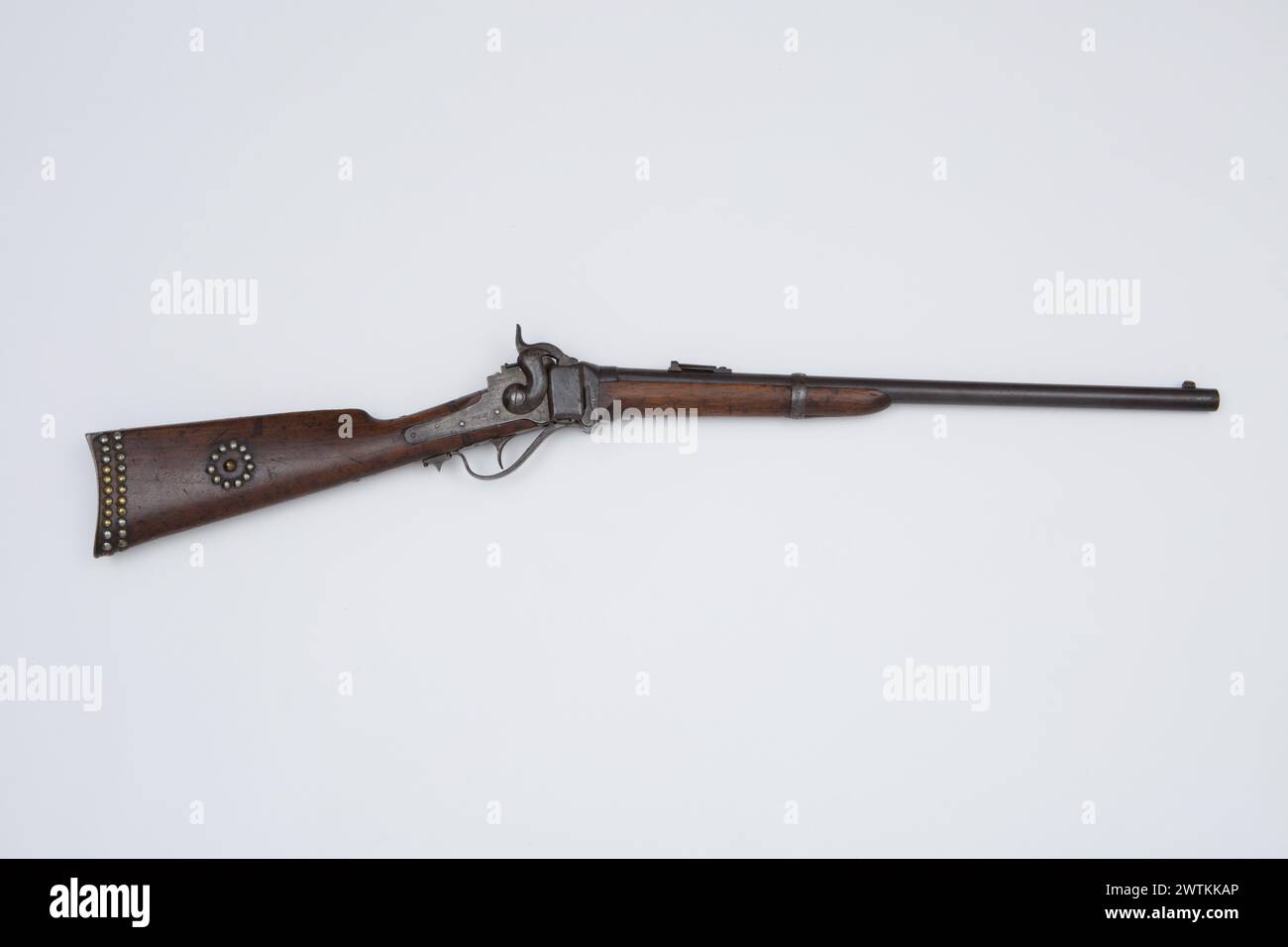 Gun barrel manufacturing hi-res stock photography and images - Alamy