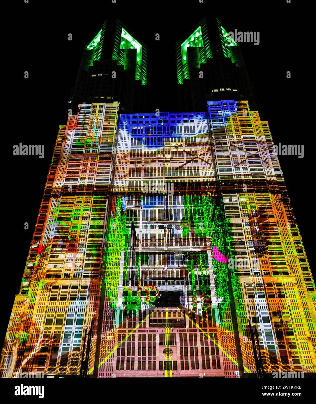 WORLD LARGEST PROJECTION MAPPING SHOW IN SHINJUKU TOKYO Stock Photo - Alamy