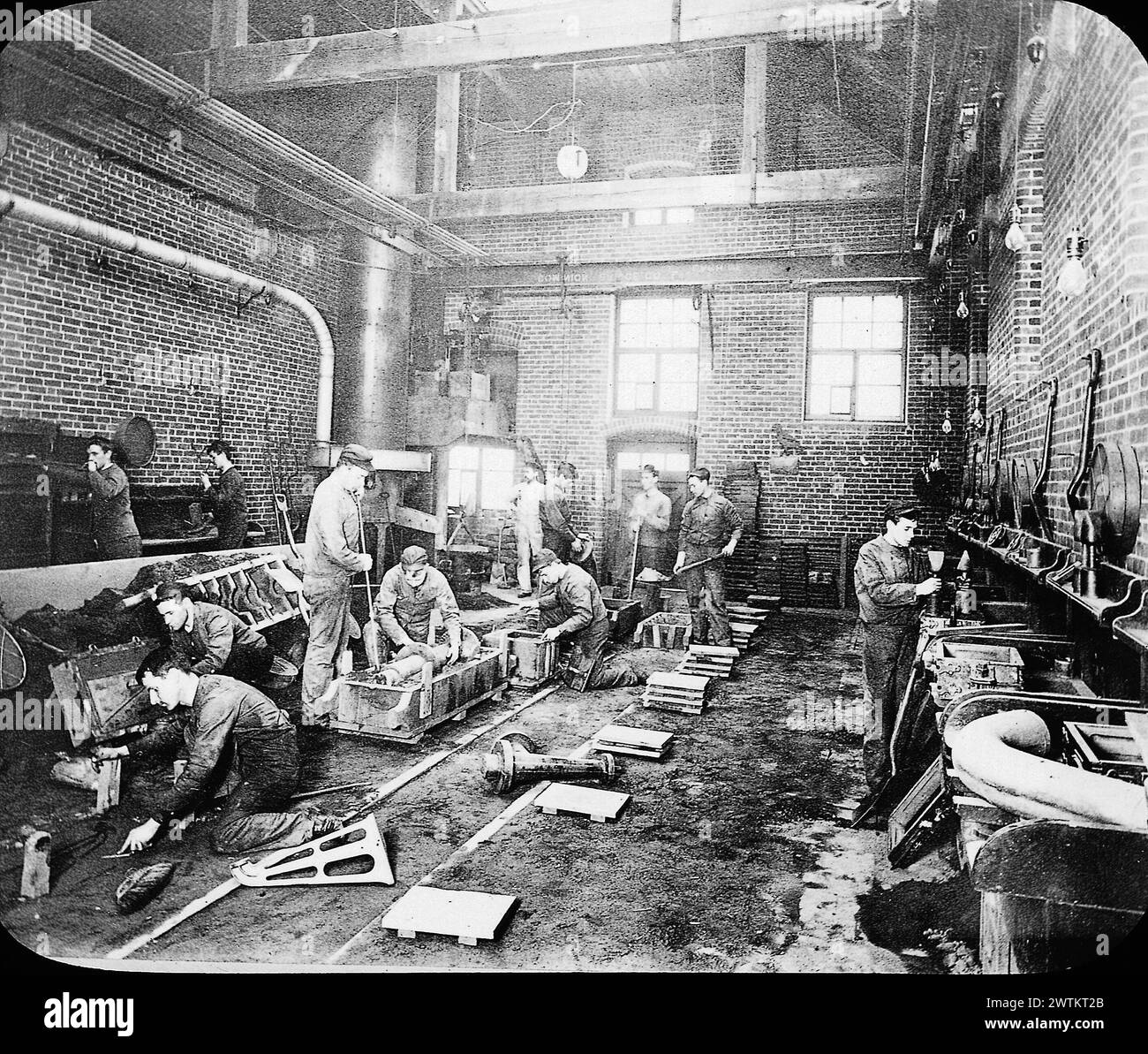 Transparency - Foundry, Workman building, McGill University, Montreal ...