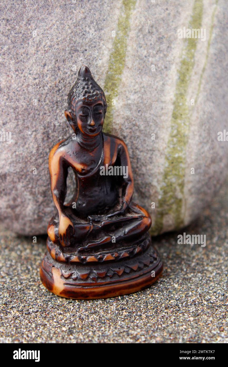 Buddha figure, crafts made in Thailand Stock Photo - Alamy