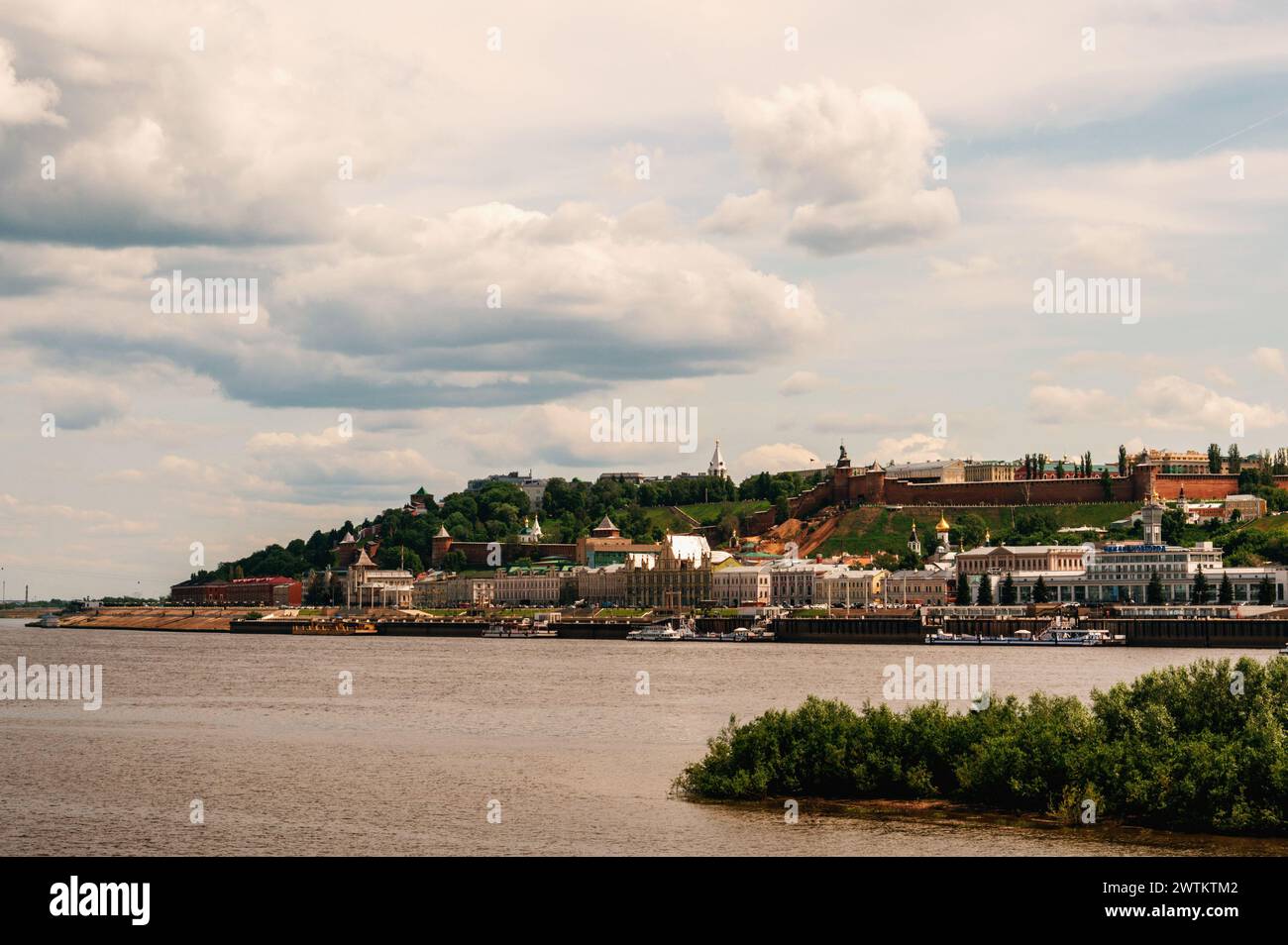 Nizhny Novgorod. Panoramic view of Nizhny Novgorod and the spit of the ...