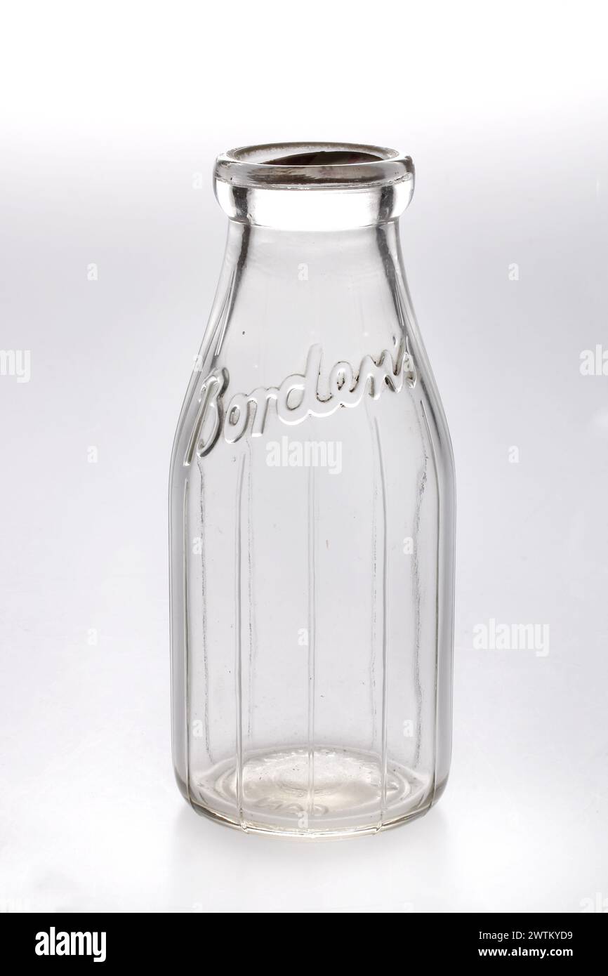 Milk bottle - Gail Borden, Jr., and Company , Laiterie Moderne Enr ... Milk bottle - Gail Borden, Jr., and Company , Laiterie Moderne Enr ...