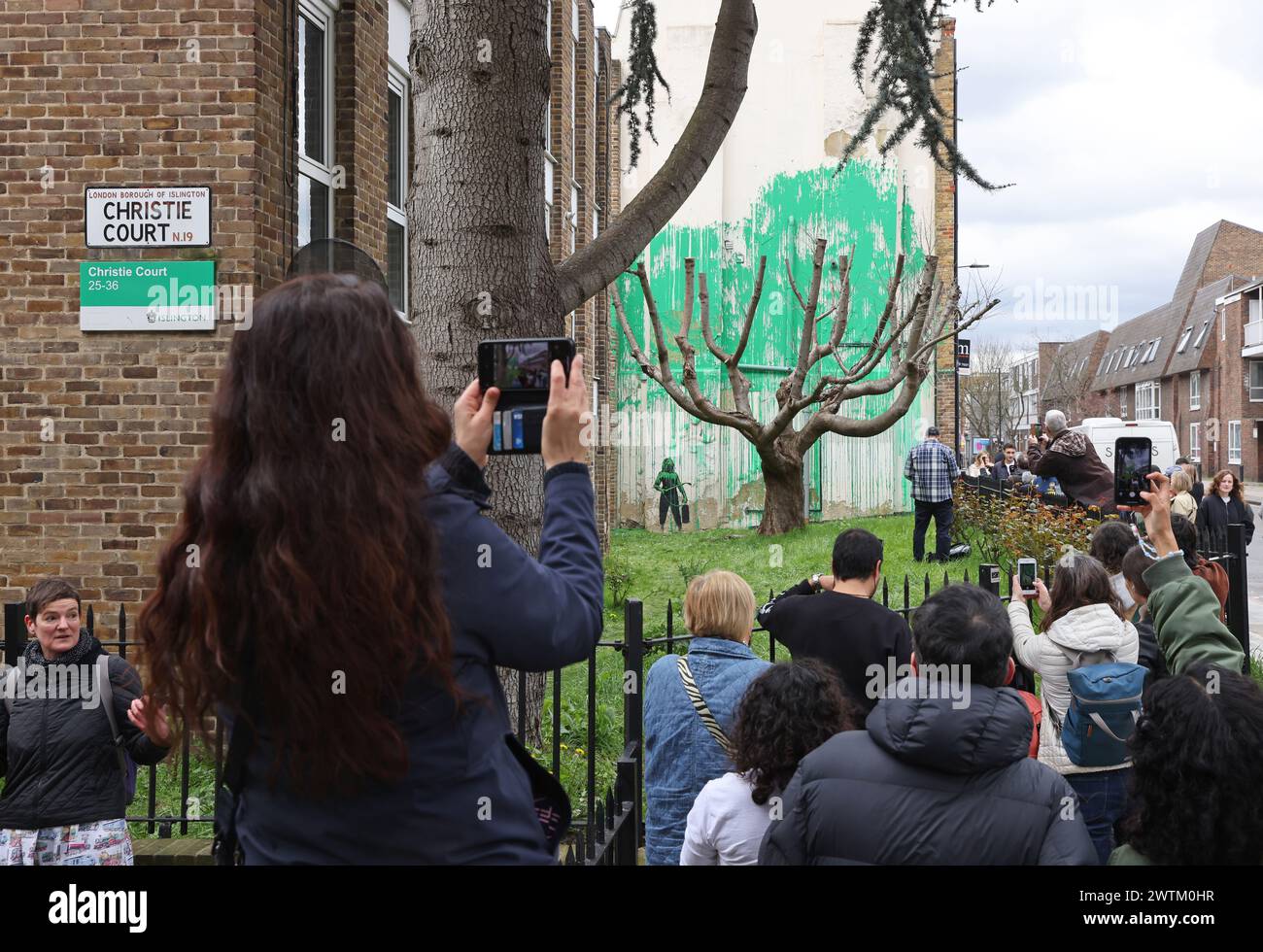 London, UK, 18th March 2024. Visitors have been gathering in Hornsey ...
