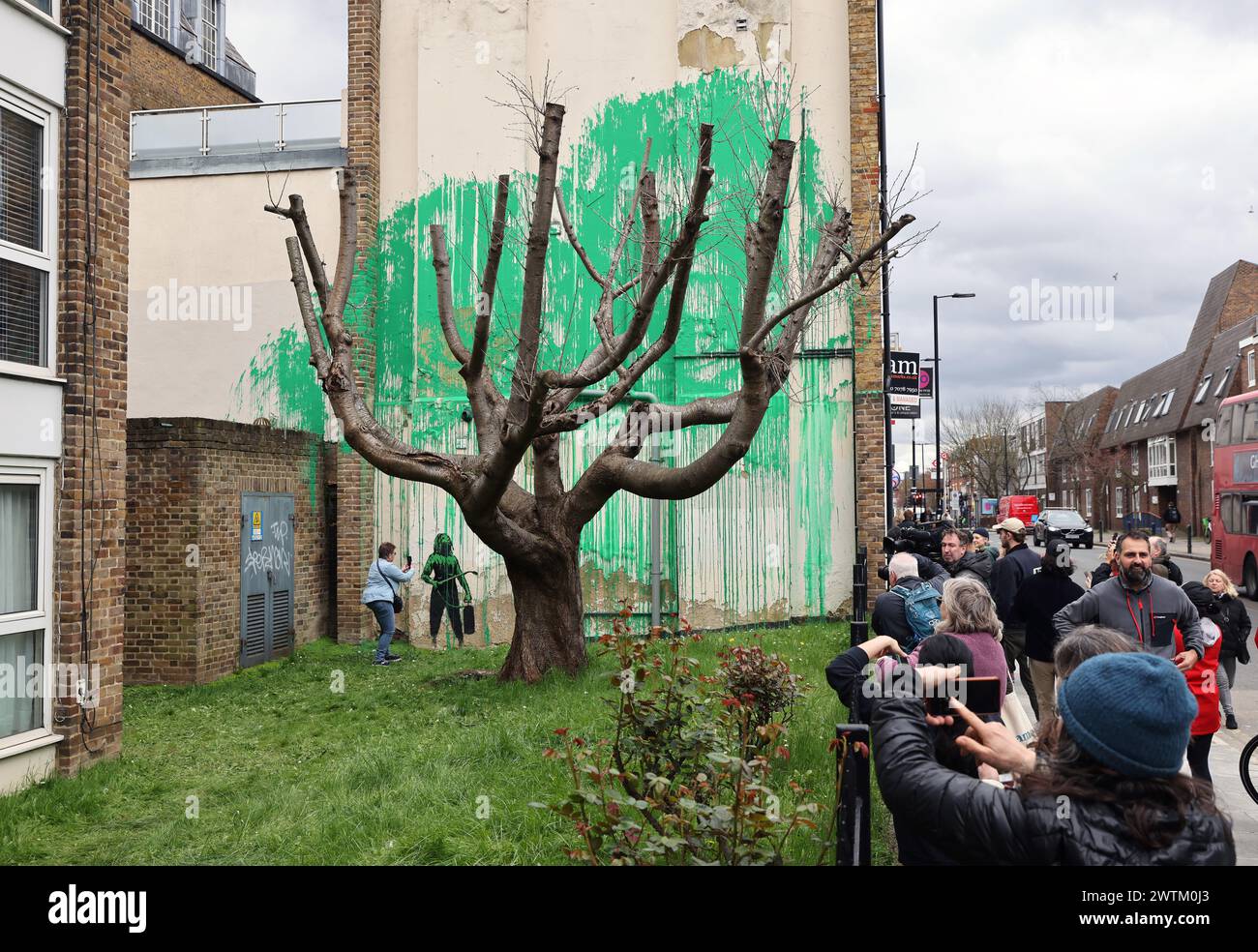 London, UK, 18th March 2024. Visitors have been gathering in Hornsey ...