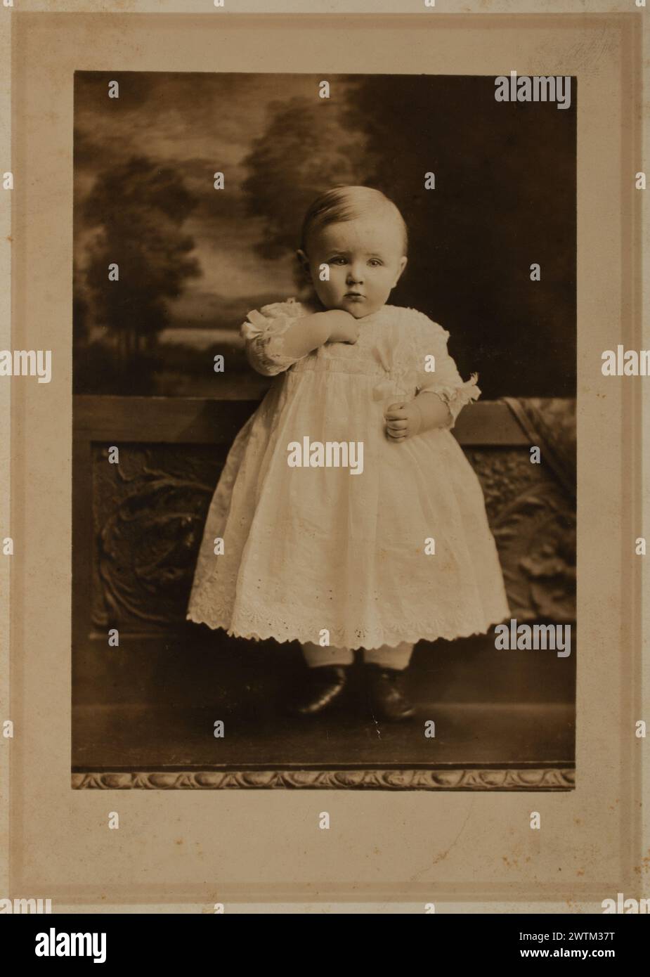 Gelatin silver print - Portrait of an unidentified baby, Quebec City ...