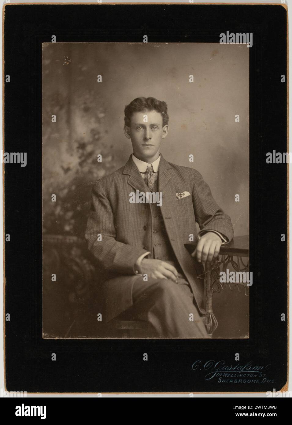 Gelatin silver print - Portrait of an unidentified man, Sherbrooke ...