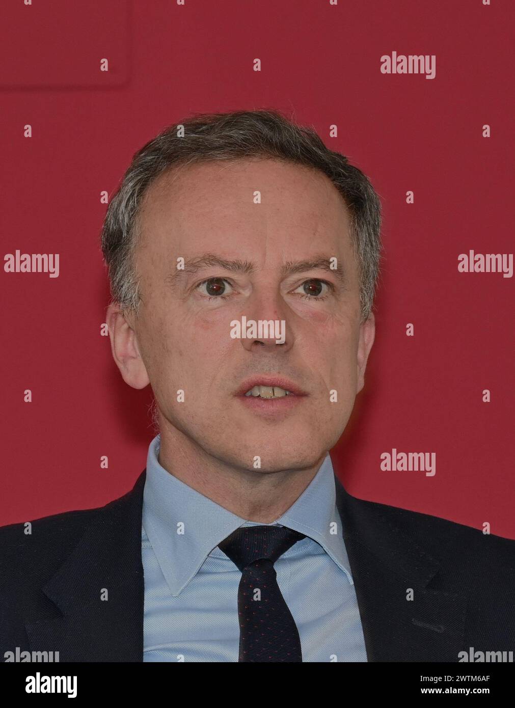 Milan,Italy Cézanne/Renoir exhibition presentation with masterpieces ...