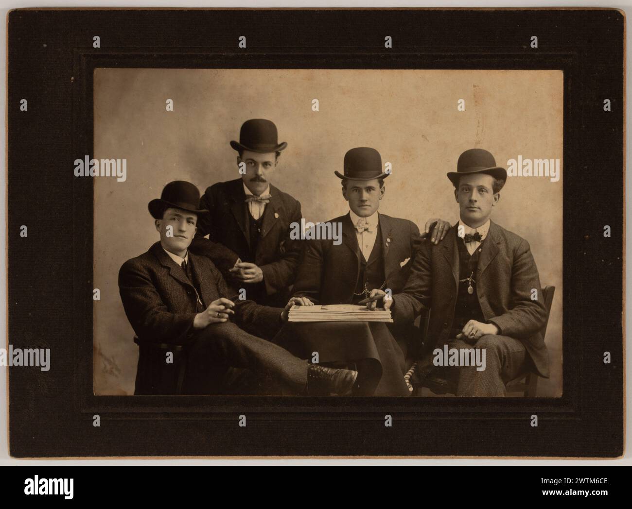 Gelatin silver print - Group portrait of unidentified men, Richmond ...