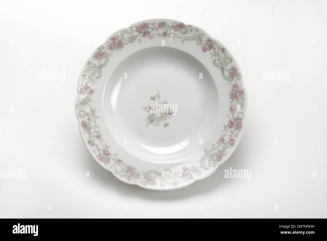 Porcelain bernardaud hi-res stock photography and images - Alamy