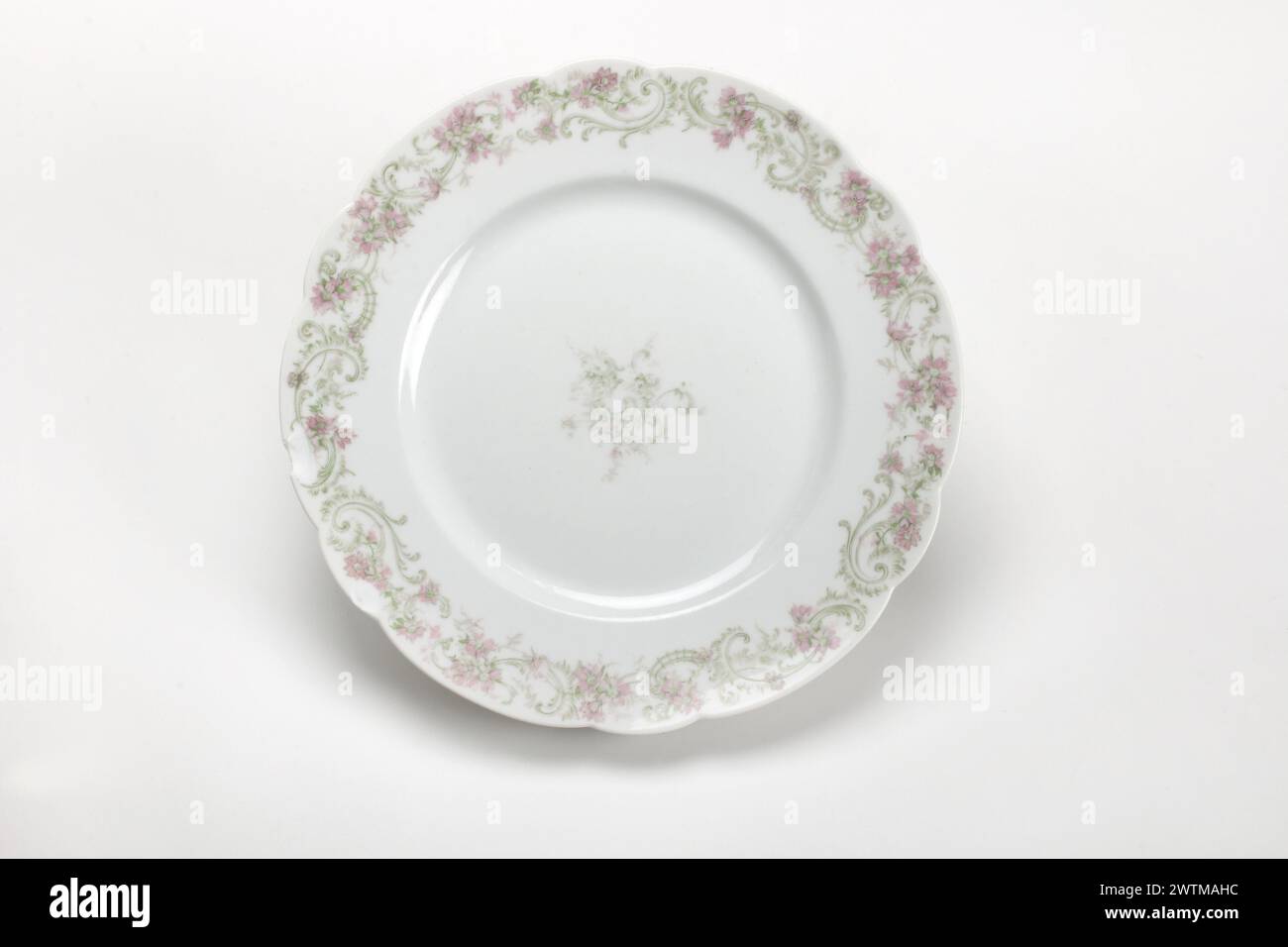 Porcelain bernardaud hi-res stock photography and images - Alamy