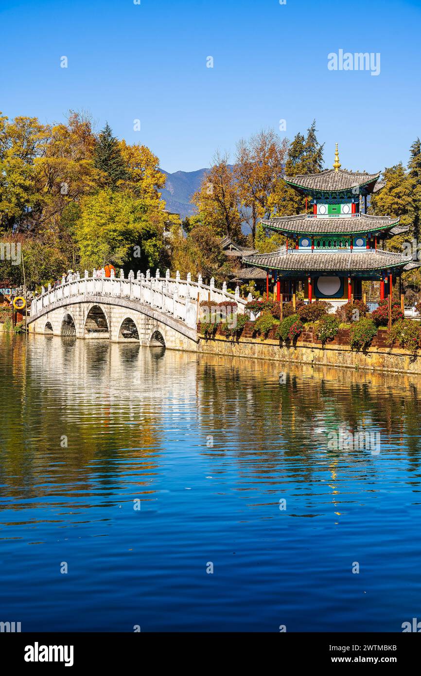 Lijiang china hi-res stock photography and images - Alamy
