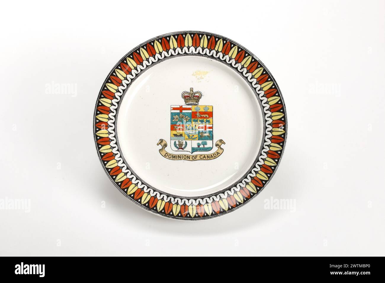 Commemorative dinner plate - Coat-of-arms, Prince Edward Island Adams ...