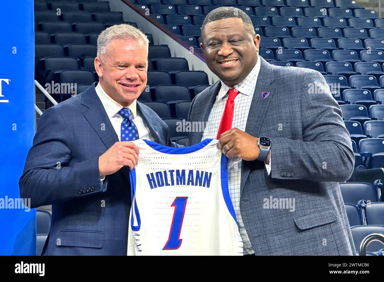 DePaul men's basketball new NCAA college basketball head coach Chris ...