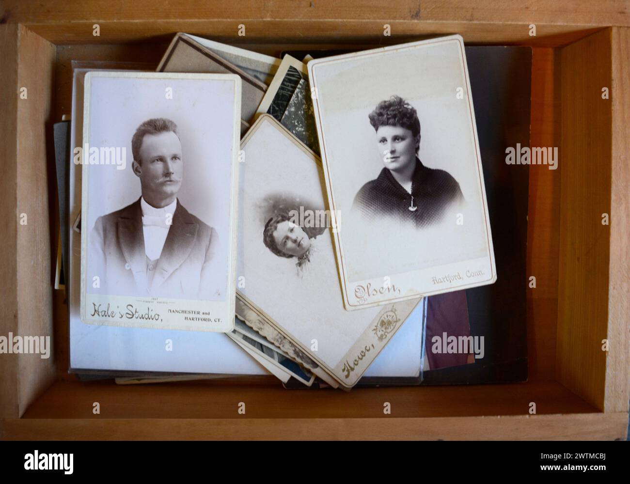 A selection of antique American 1890s cabinet card studio portraits for ...