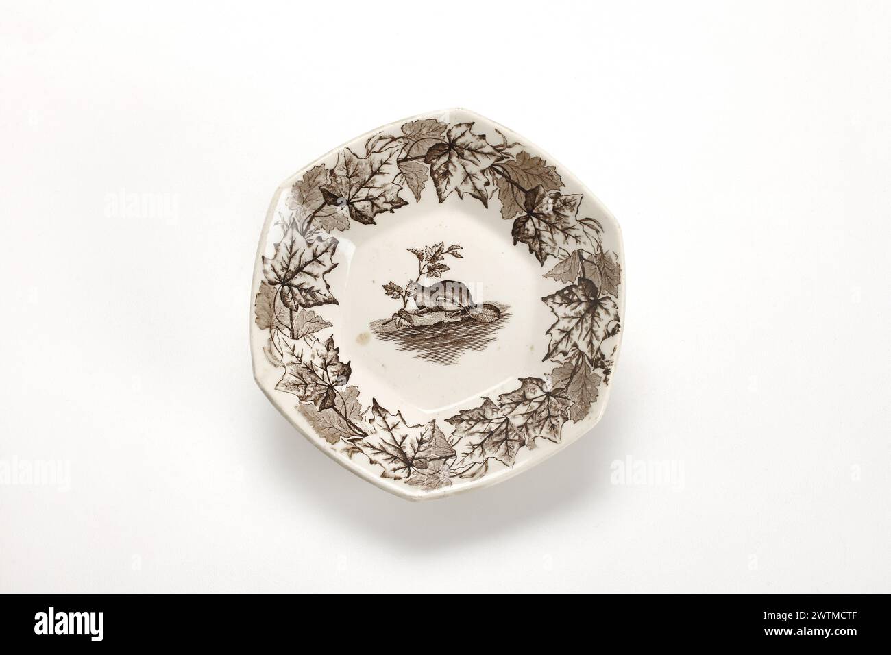Bowl - Maple Thomas Furnival & Sons Thomas Furnival & Sons Stock Photo ...