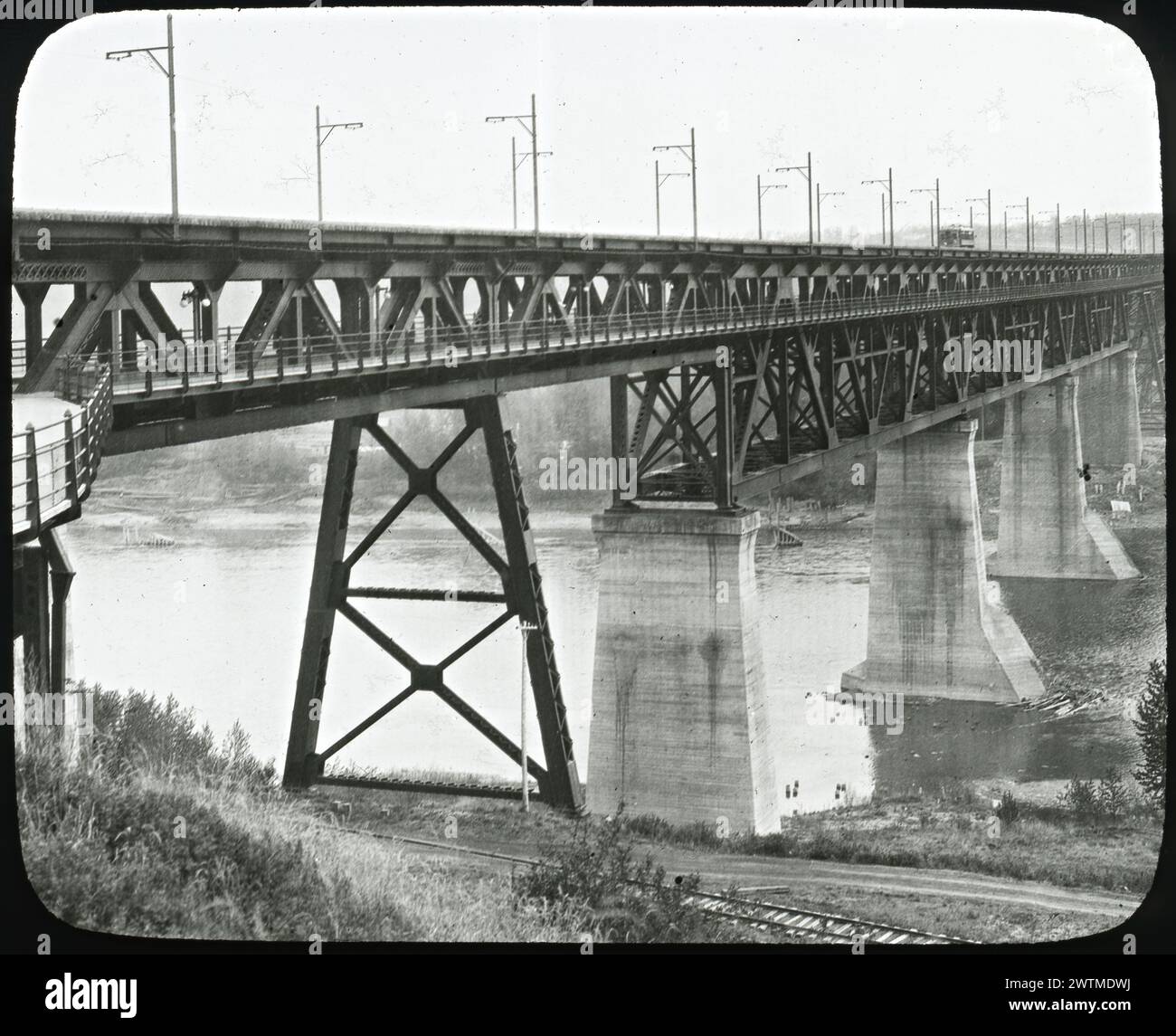 Edmonton heritage bridge hi-res stock photography and images - Alamy