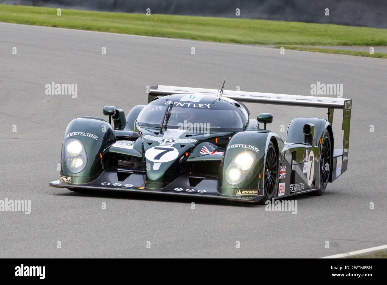 Tom Kristensen in the 2003 Bentley Speed 8. The Le Mans winning car ...