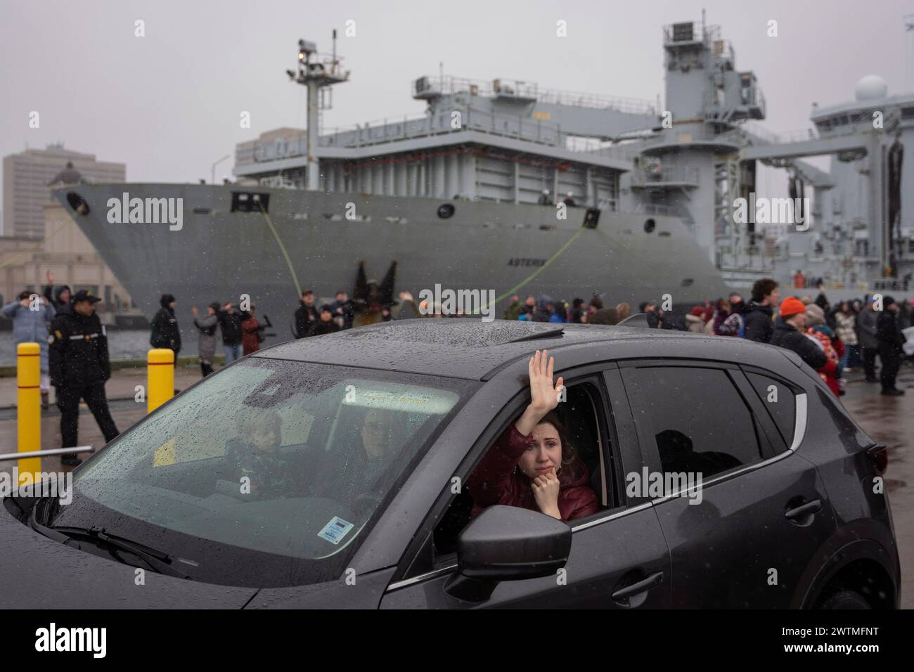 Halifax, Canada. 26th Mar, 2023. Leslie-Ann Belyea waves to her husband ...