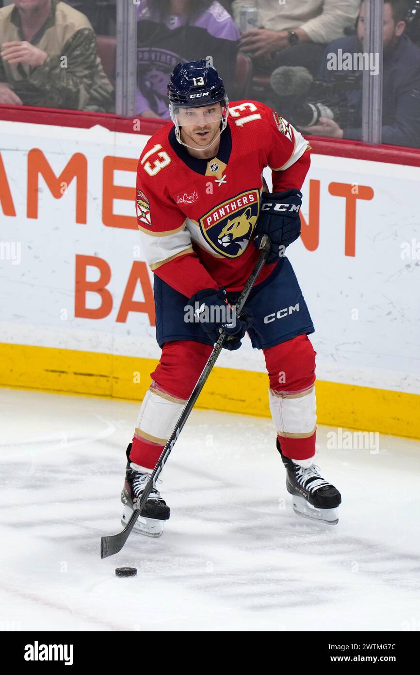 Florida Panthers center Sam Reinhart looks for an open teammate during ...