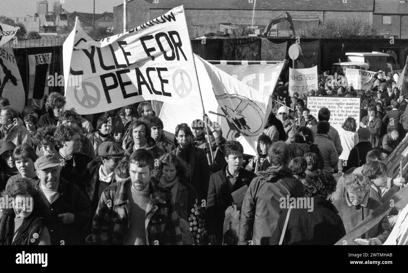 Vickers shipyard hi-res stock photography and images - Alamy