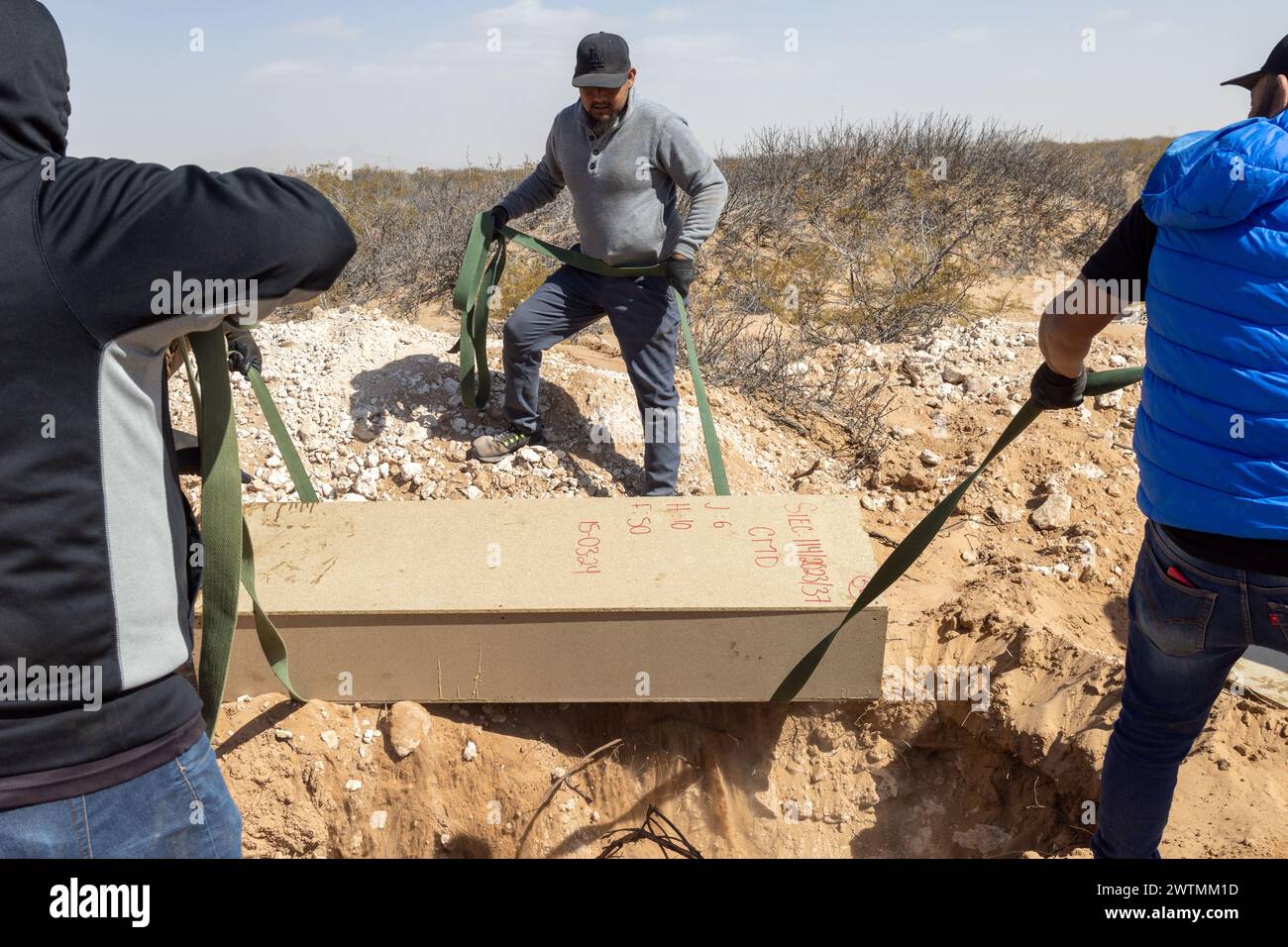Auburn Hills, Michigan, USA. 15th Mar, 2024. Forensic medical service ...