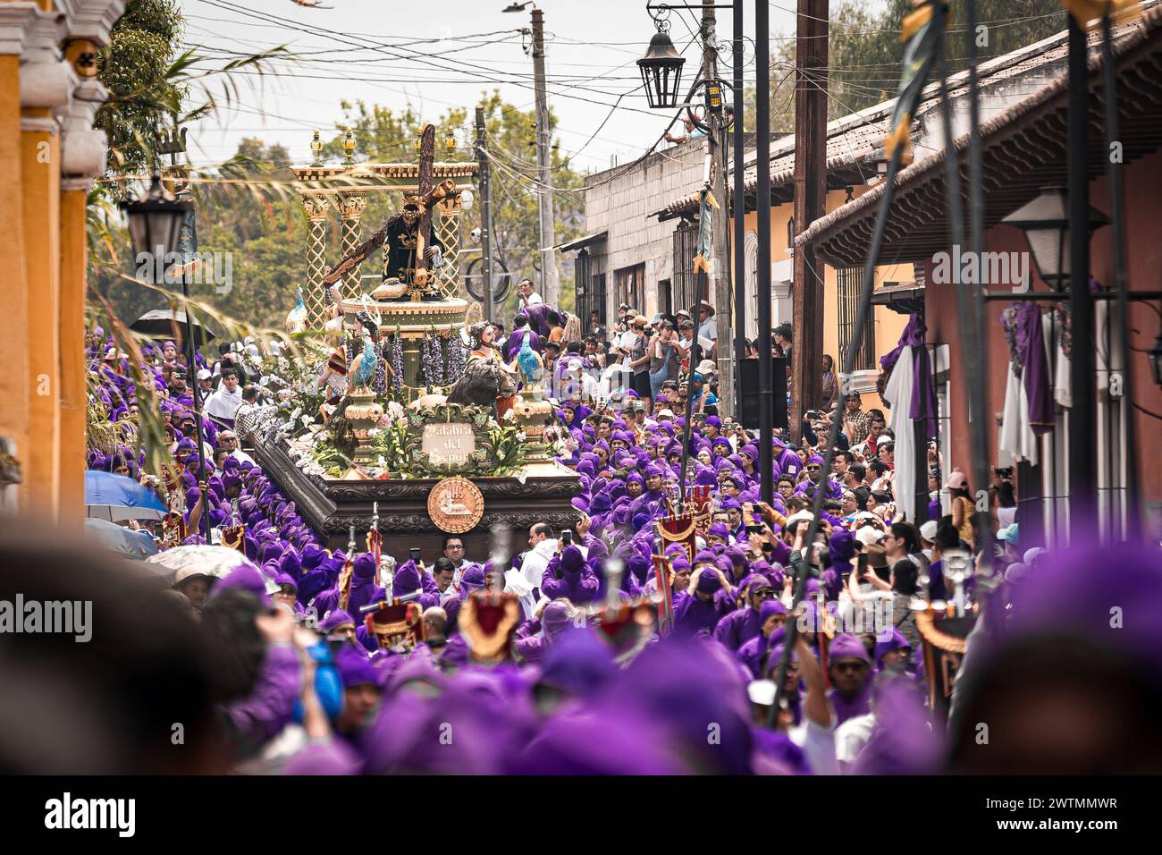 Antigua Guatemala, Guatemala. 17th Mar, 2024. Holy Week procession in ...