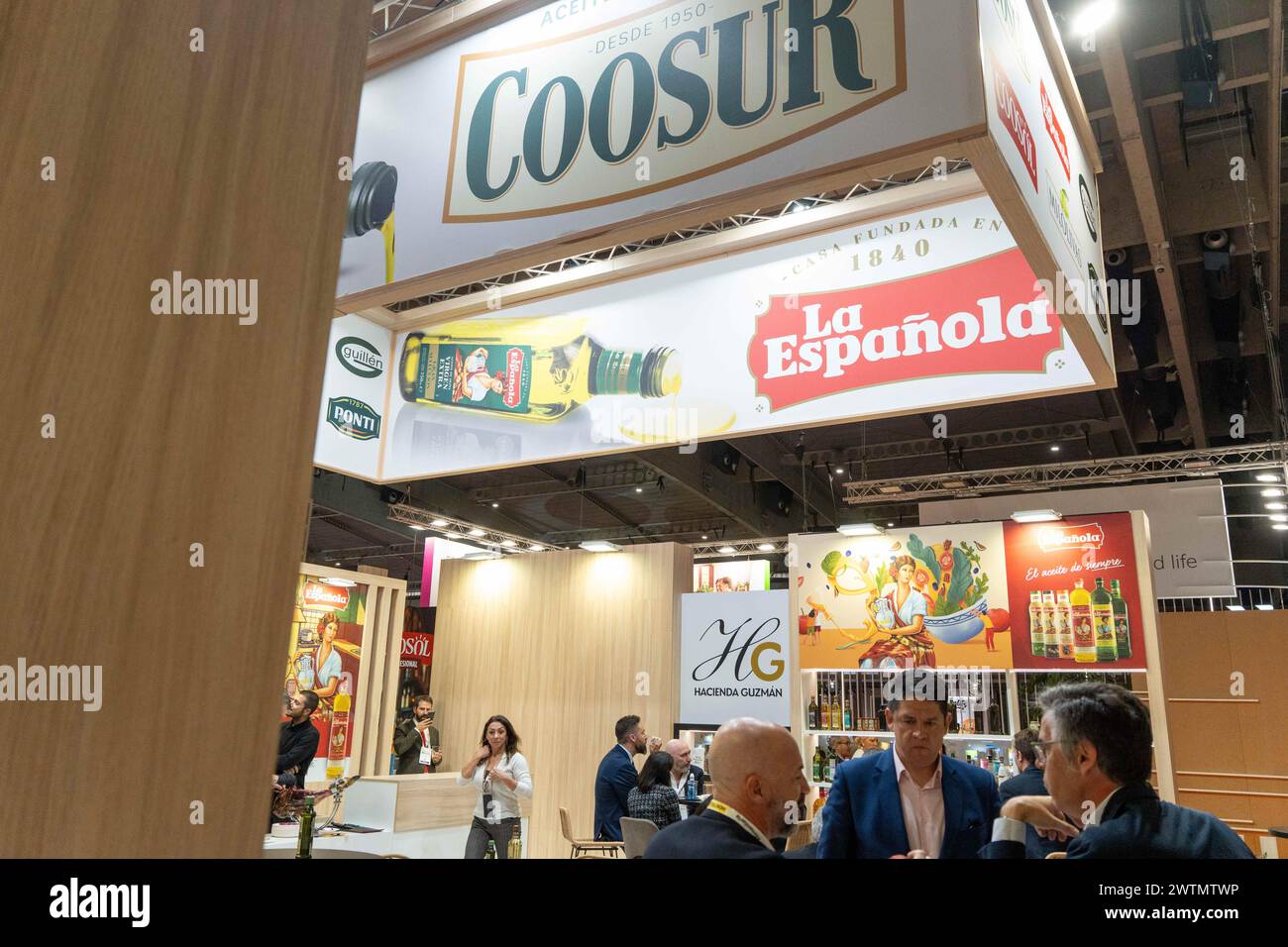 The biannual food fair of Alimentaria-Hostelco begins at the Fira de ...