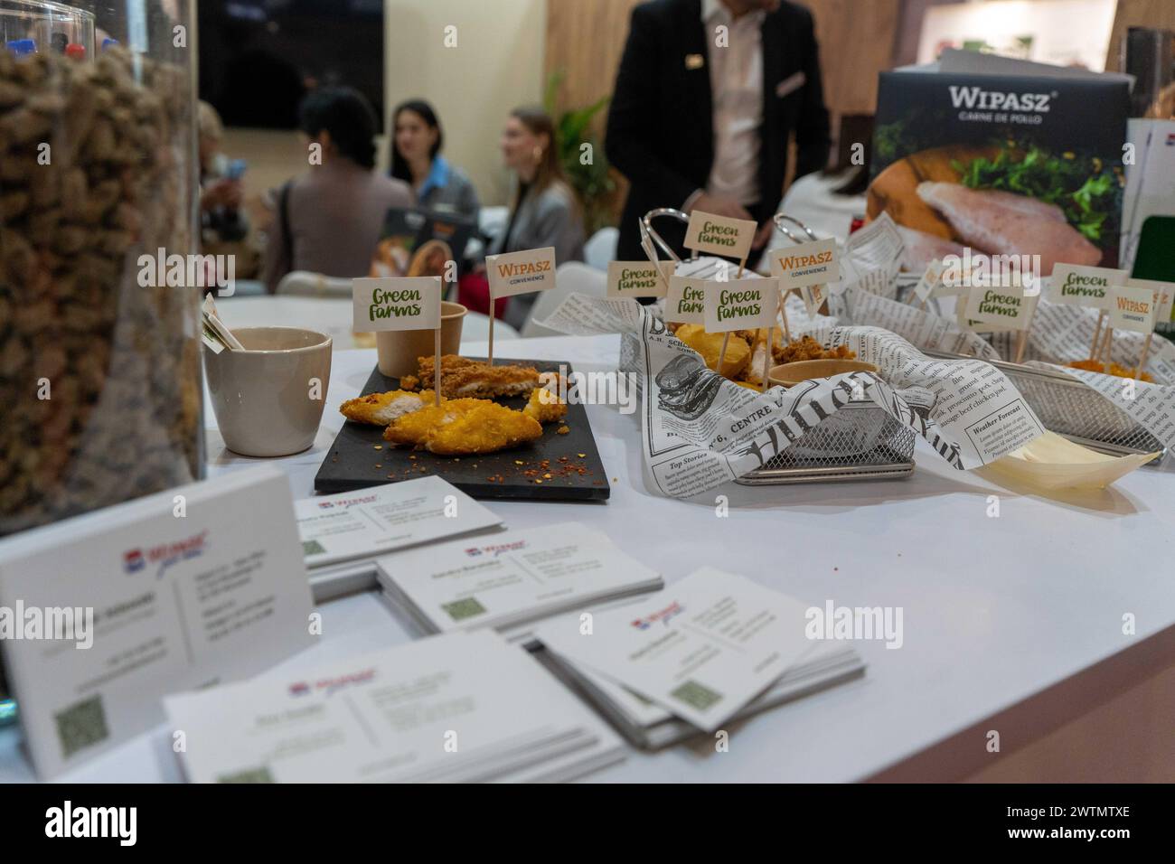 The biannual food fair of Alimentaria-Hostelco begins at the Fira de ...
