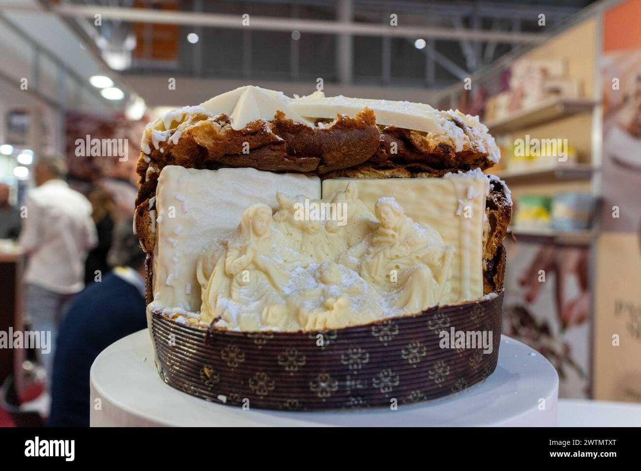 The biannual food fair of Alimentaria-Hostelco begins at the Fira de ...