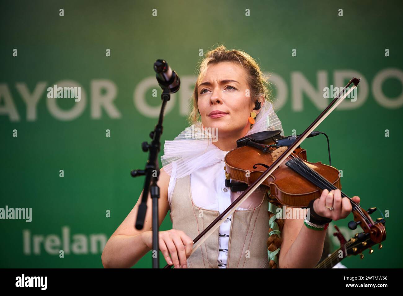 London, England, UK. 17th Mar, 2024. Biirds performing during Londons ...