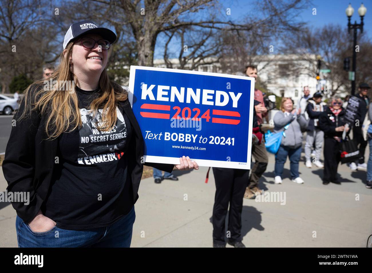 Emily Swiatek of Connecticut, a supporter of independent presidential ...