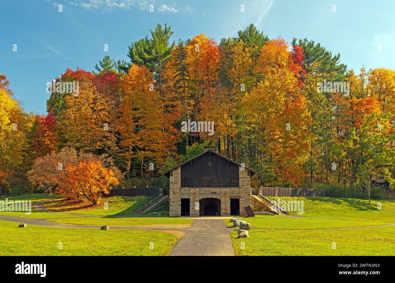 Kendall lakes shelter hi-res stock photography and images - Alamy