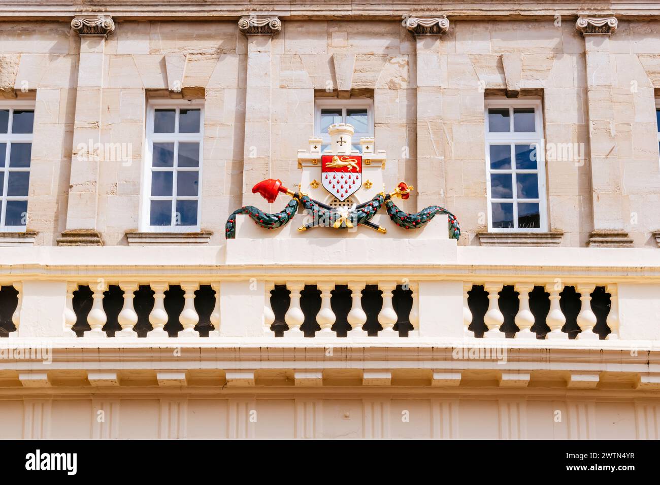 Chichester shopping centre street hi-res stock photography and images ...