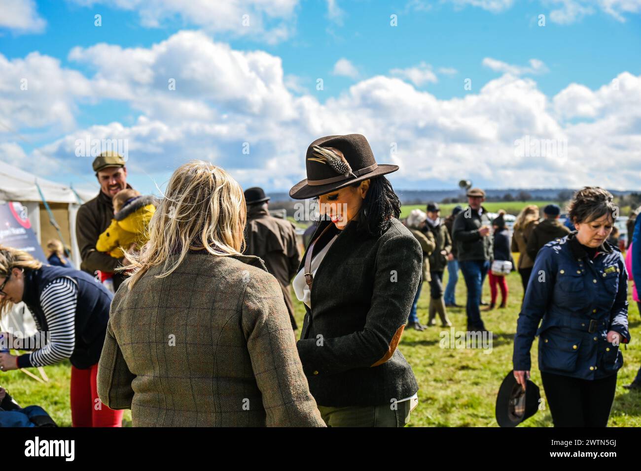 The beautiful sight of horse racing hi-res stock photography and images ...