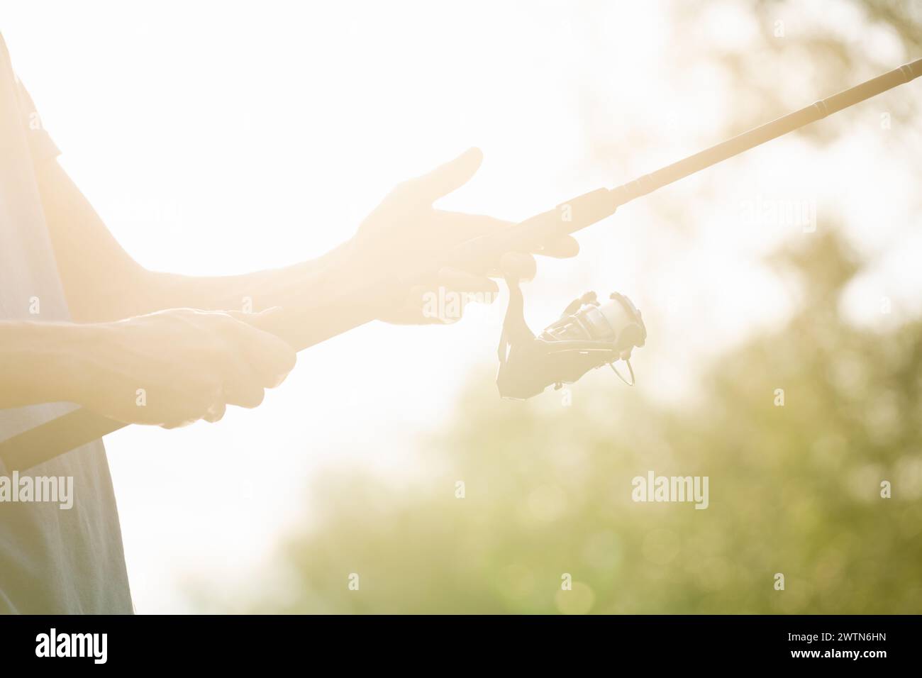 Fishermans hands hi-res stock photography and images - Alamy