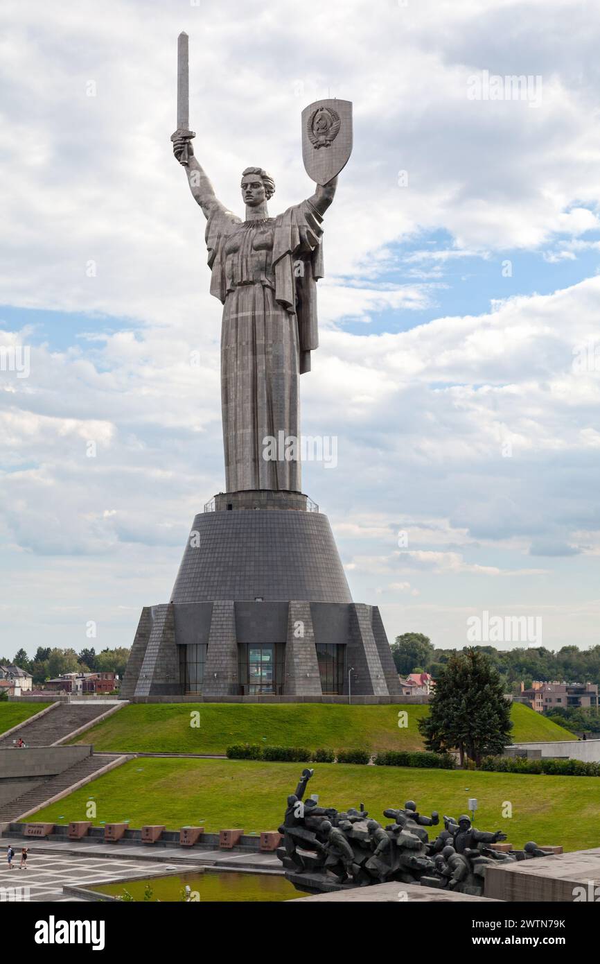 Kiev, Ukraine - July 04 2018: The Motherland Monument (Ukrainian ...