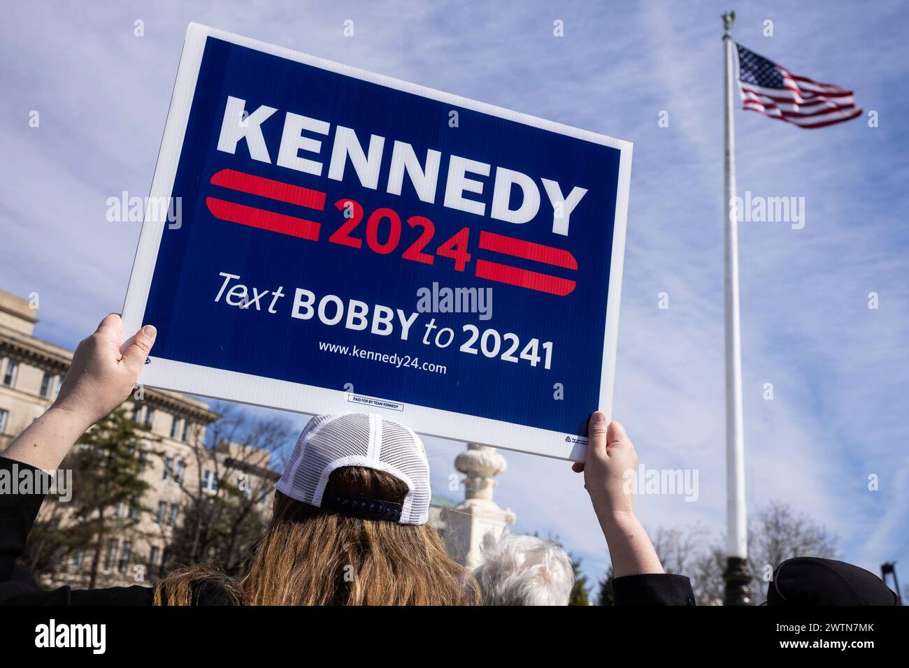 Emily Swiatek of Connecticut, a supporter of independent presidential ...