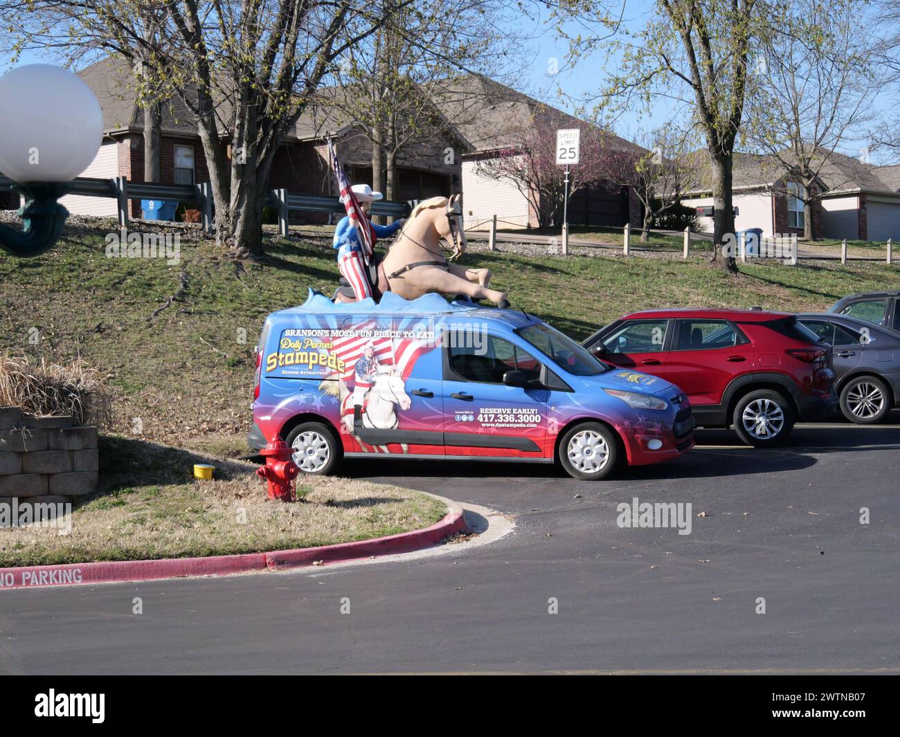 Branson, Missouri - March 11: Dolly Parton's Dixie Stampede Stock Photo ...