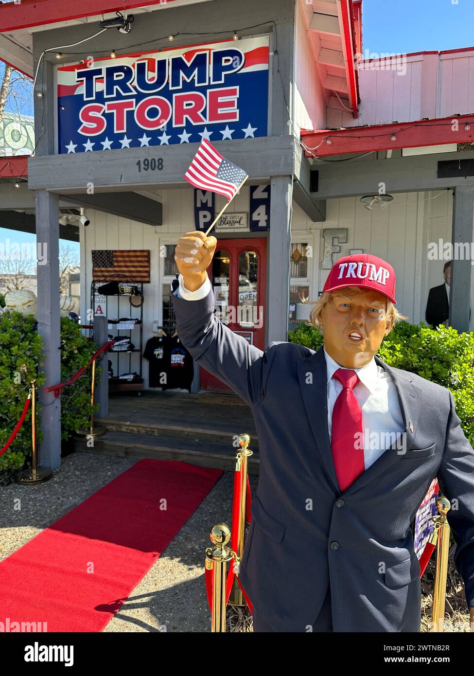 Branson, Missouri - March 11: Donald Trump Store Stock Photo - Alamy