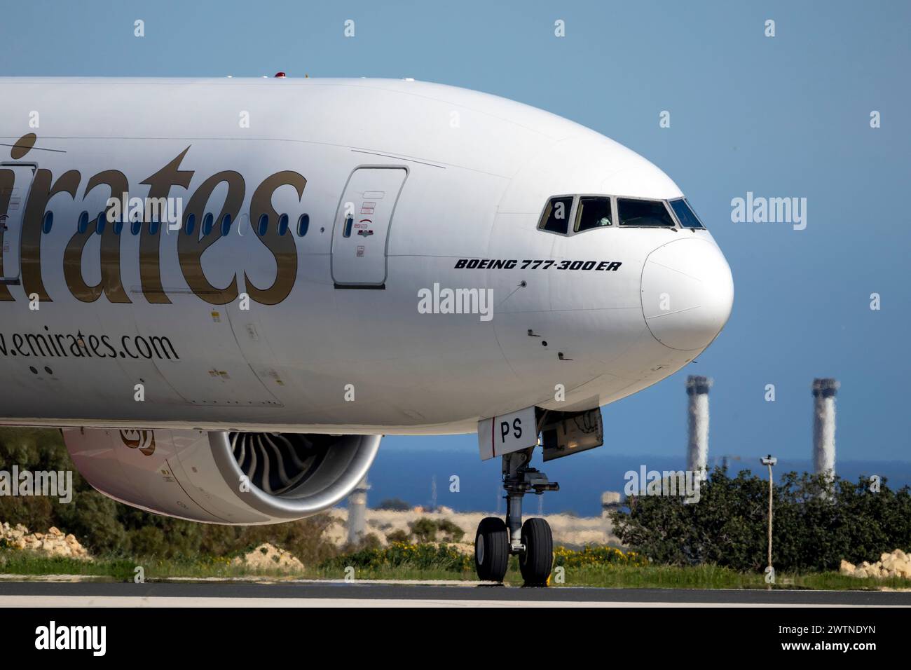 Emirates Boeing 777-31H-ER (REG: A6-EPS) departing to Larnaca, Cyprus ...