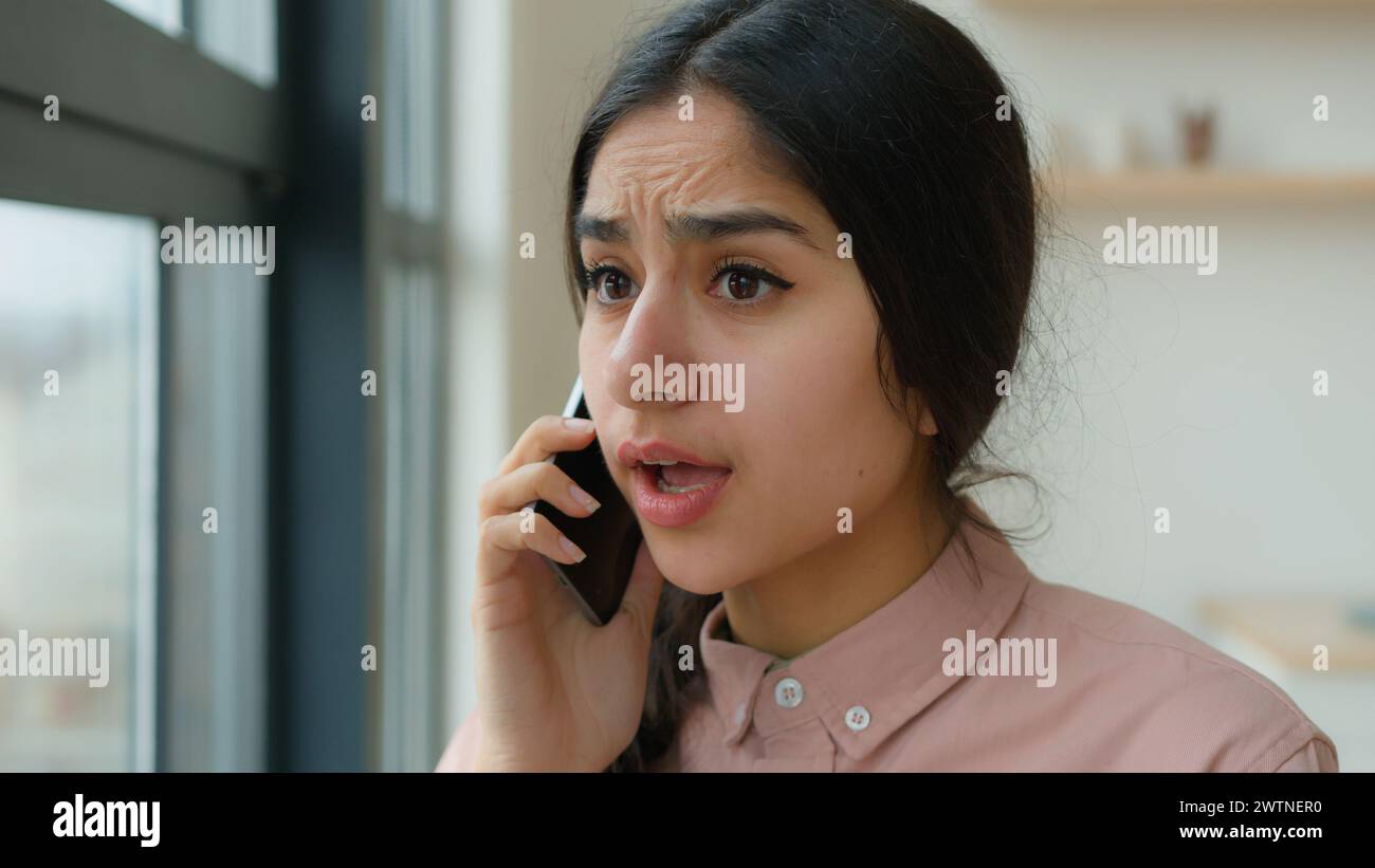 Angry arguing indian lady hi-res stock photography and images - Alamy