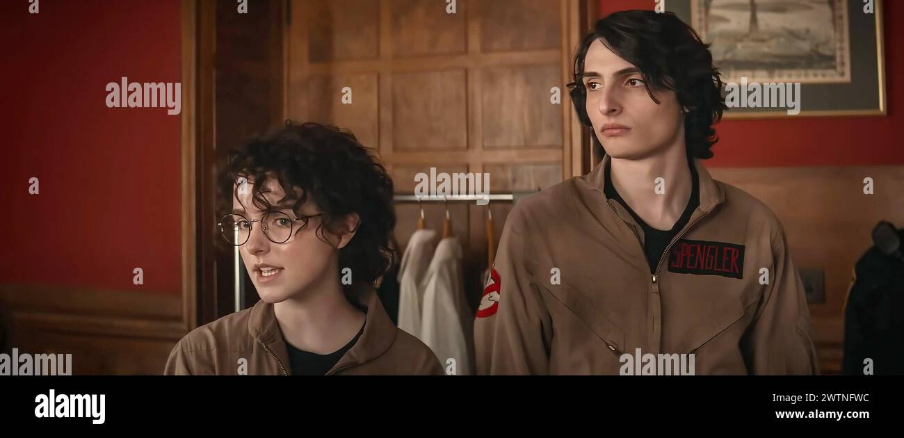 GHOSTBUSTERS: FROZEN EMPIRE, from left: Mckenna Grace, Finn Wolfhard ...