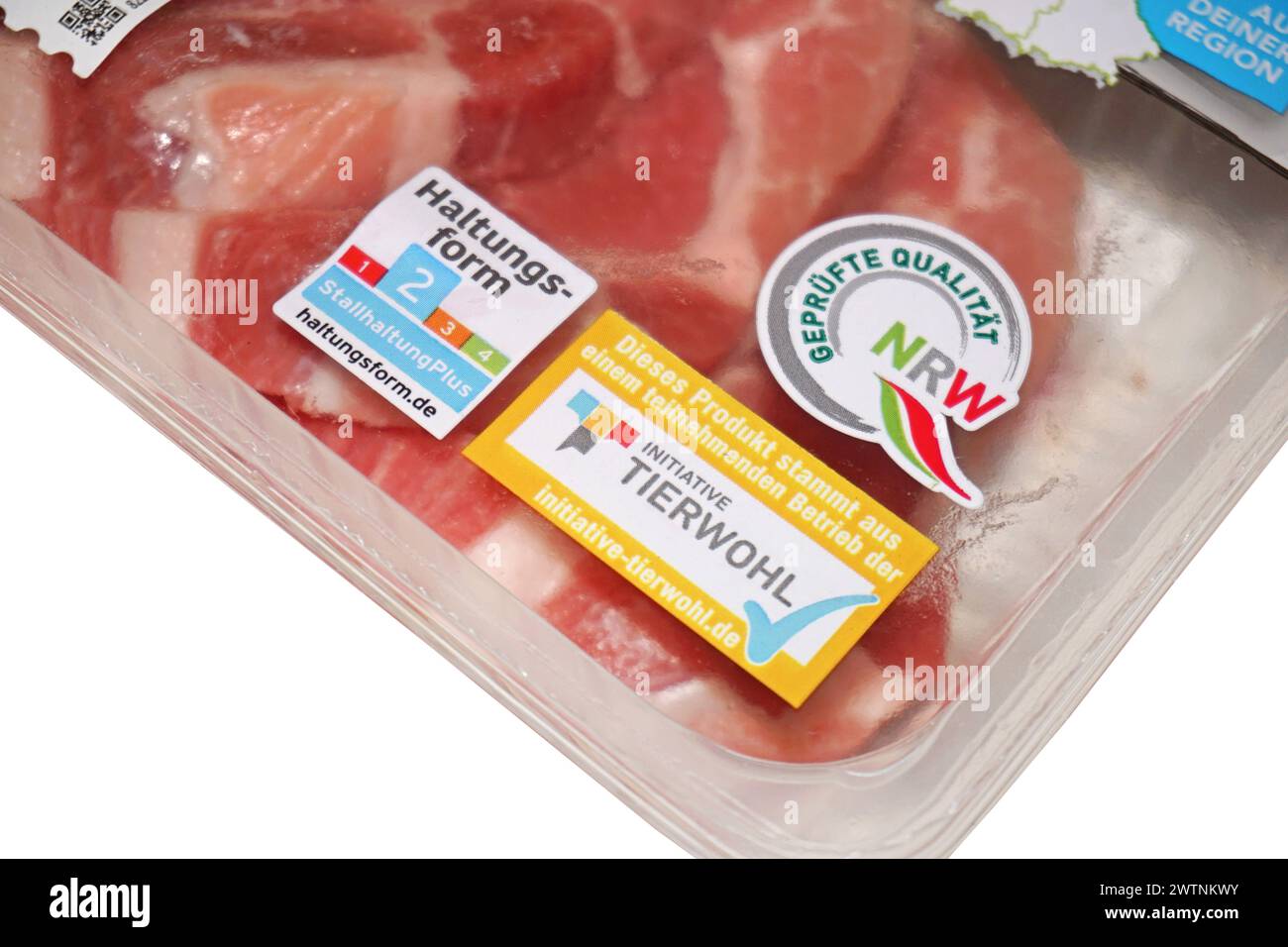 Fleisch als Lebensmittel Das Logo der Initiative Tierwohl mit der ...