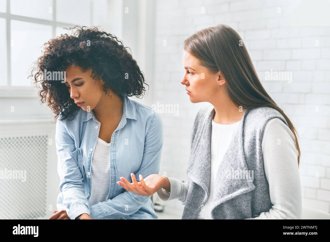 Support hep hi-res stock photography and images - Alamy